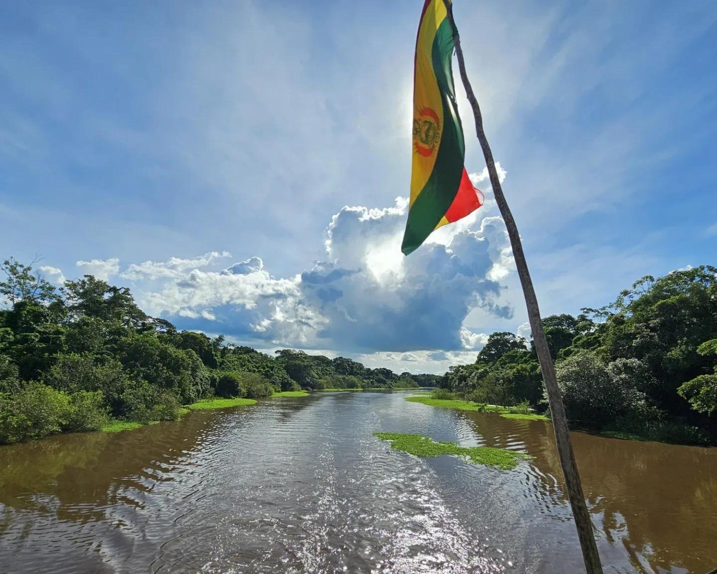La Ruta del Bufeo + Noche en la selva amazónica desde US$177
