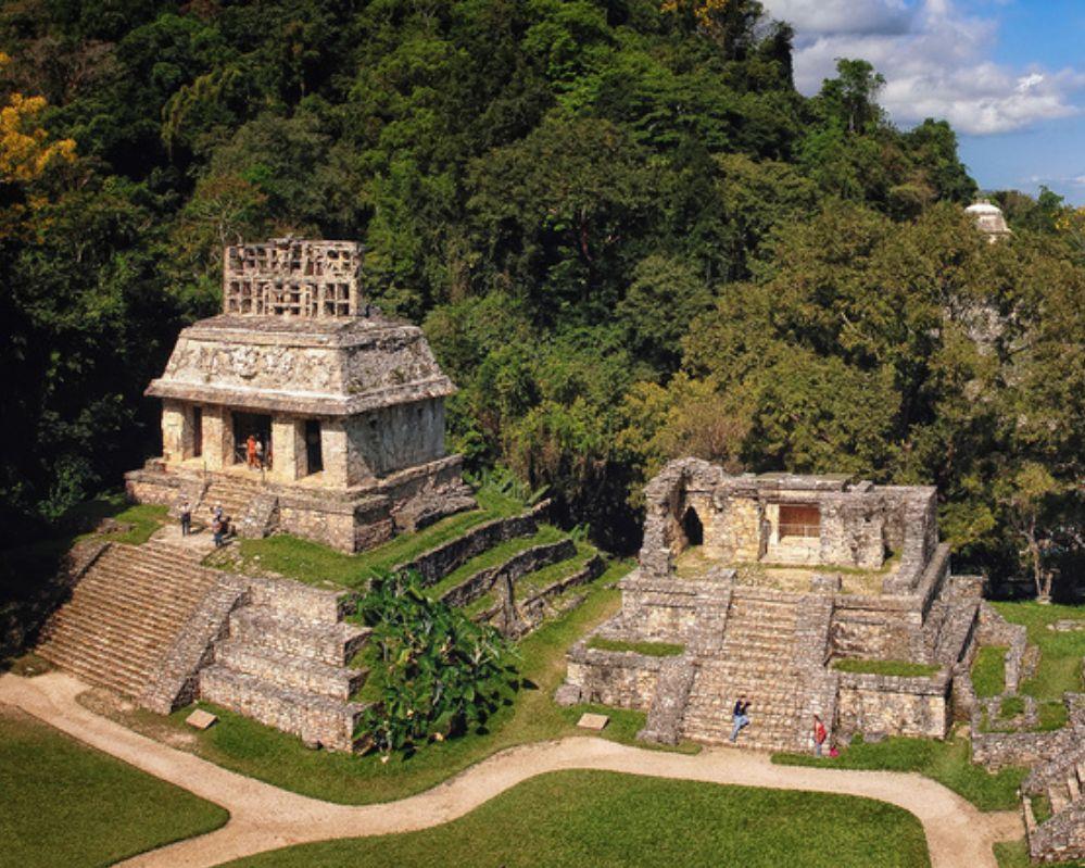 Aztecas y Mayas precio US$2,583