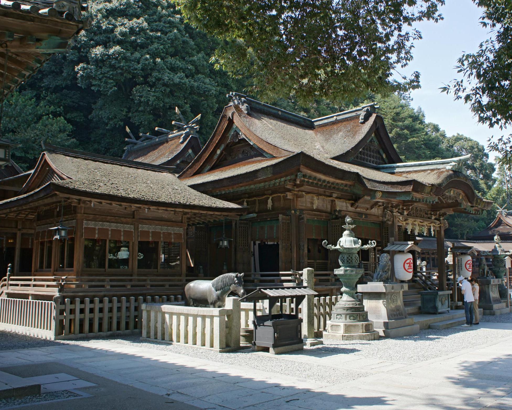 Pekín, Clásicos de Corea y Capitales de Japón (2025) from US$17,085