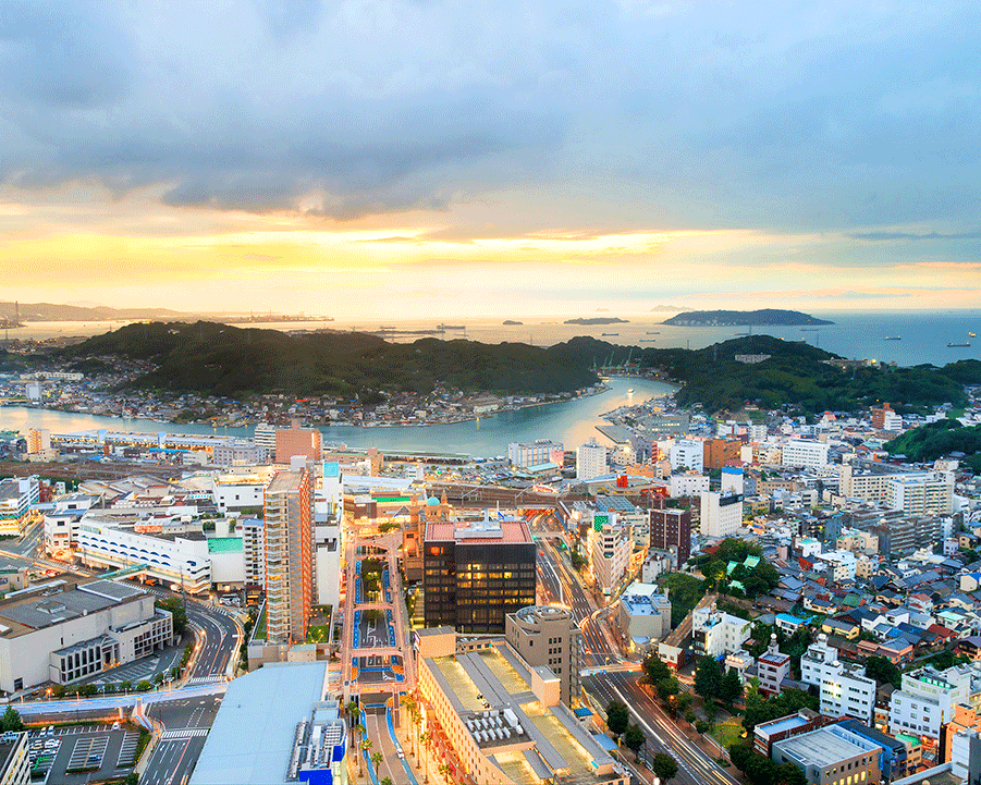 Pekín, Clásicos de Corea y Capitales de Japón (2025) from US$17,085