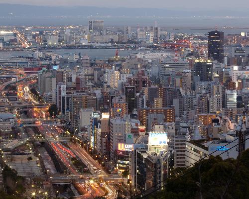 Pekín, Clásicos de Corea y Capitales de Japón (2025) from US$17,085